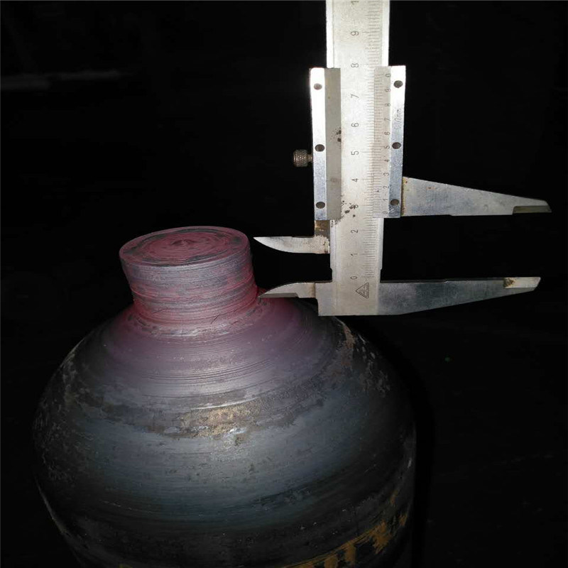 CO2 Gas Tank Bottom Pushing Hot Spinning Machine, Cylinder End Cap ...