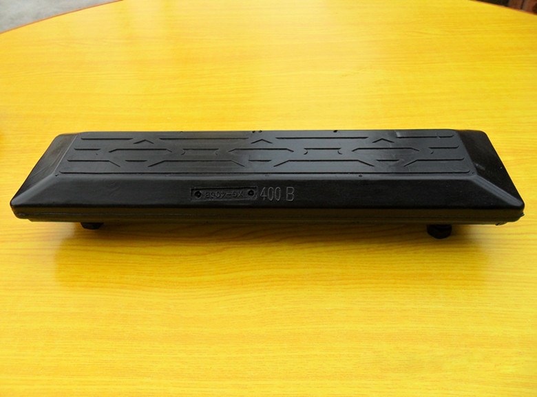 Rubber track shoe pad - Buy rubber belt pad, rubber pad, clip on rubber ...