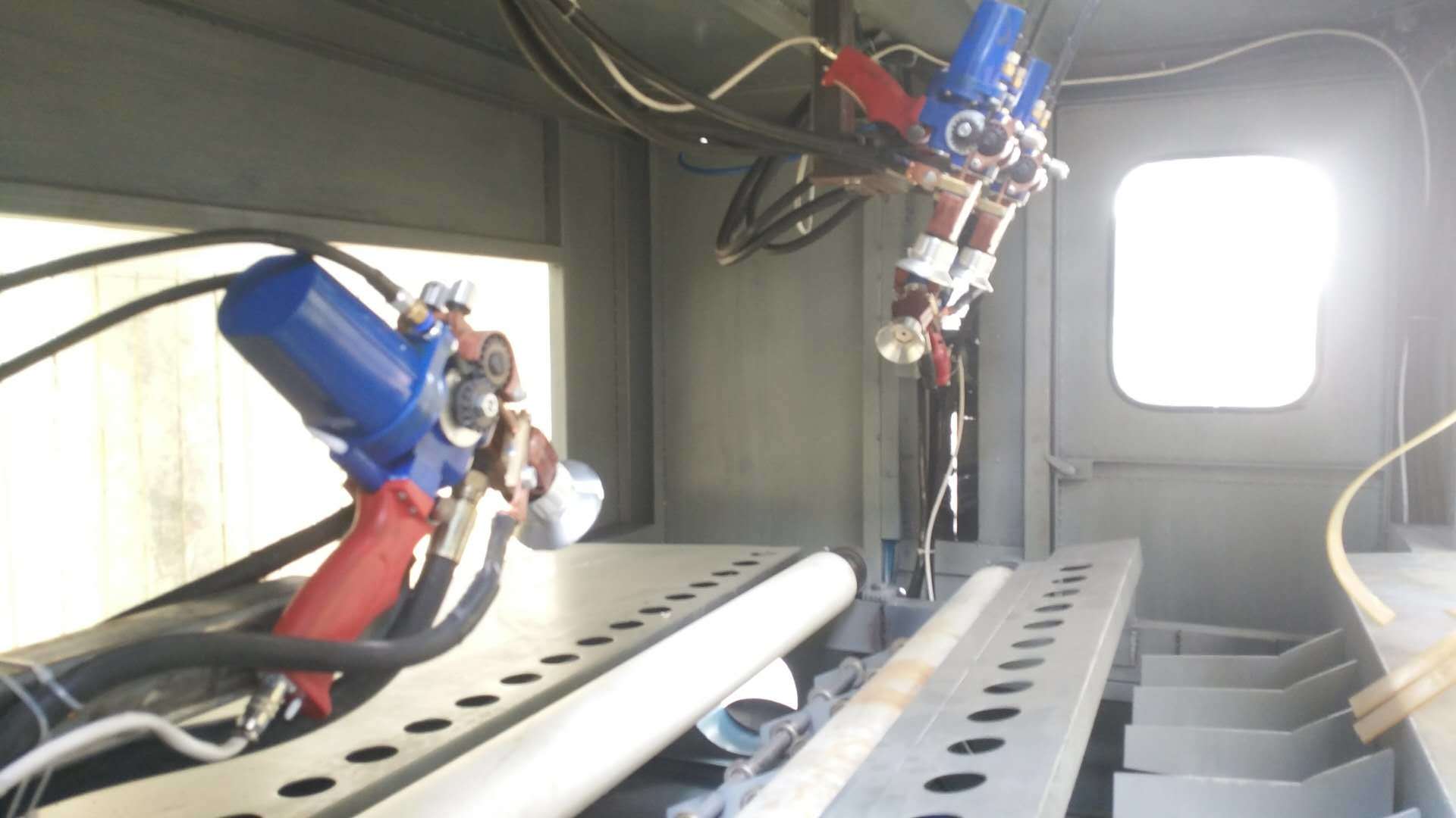 LPG Cylinder Zinc Metalizing Machine with Four Spraying Torchs