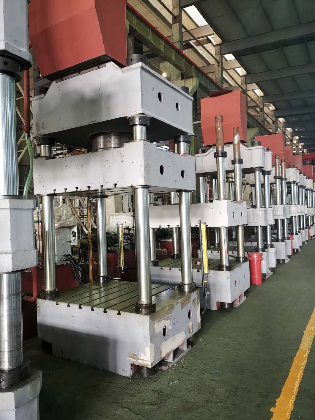 LPG Cylinder Four Column Double Action Deep Drawing Hydraulic Machine