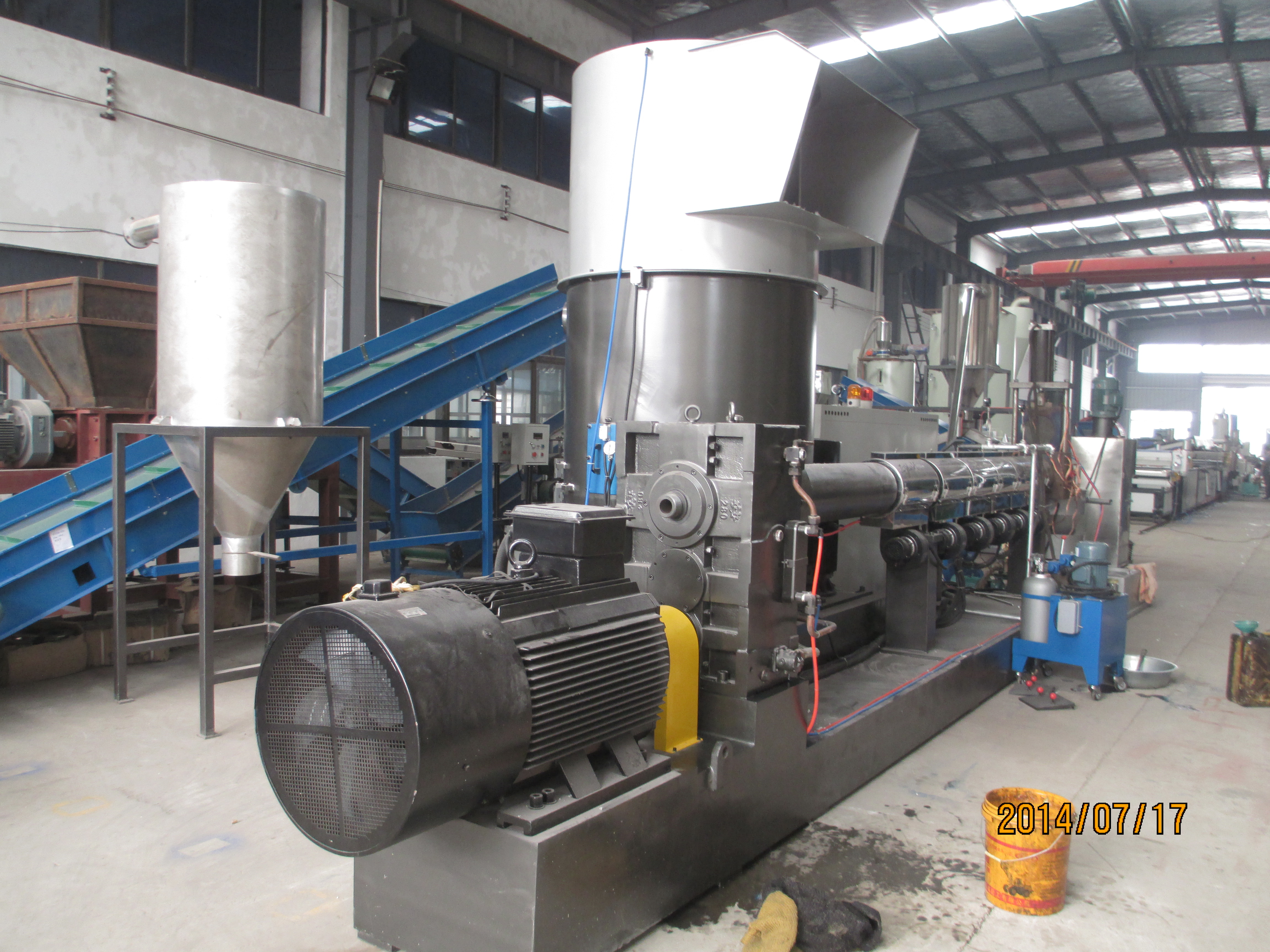 PE PP film bags compactor granule machine - Buy mini granulator ...