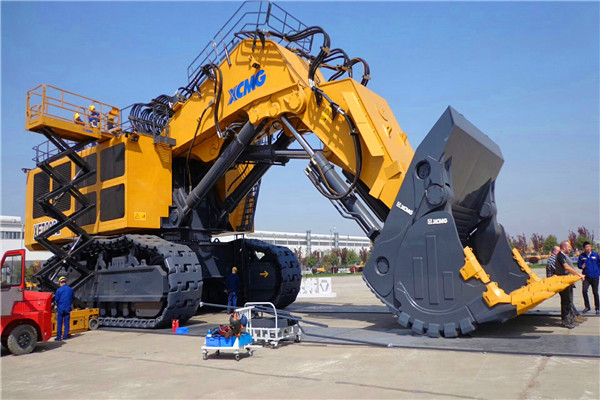 CHINA Excavator NO.1 from XCMG factory - Changzhou Yamar Group