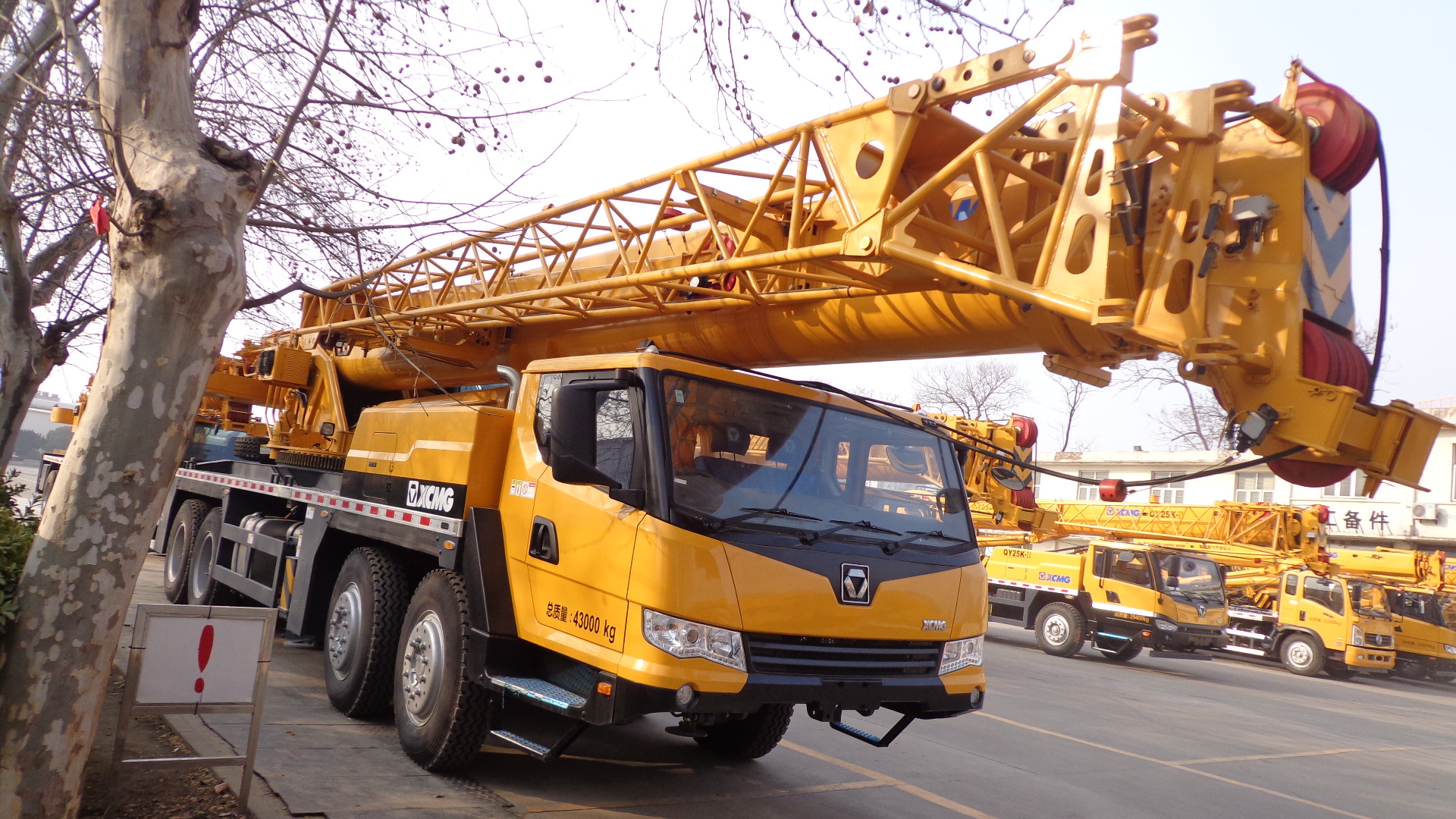 XCMG 75 ton right hand drive truck crane QY75KA_Y from China ...